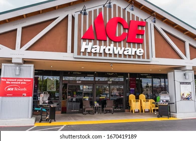 Owning an ACE Hardware Franchise: Pros and Cons - FranchiseRESALES.com