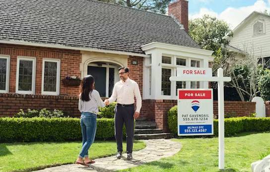 RE/MAX Franchise & Other Real Estate Business Opportunities